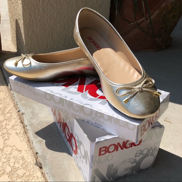 BONGO | Shoes | Bongo Gold Flats | Poshmark
